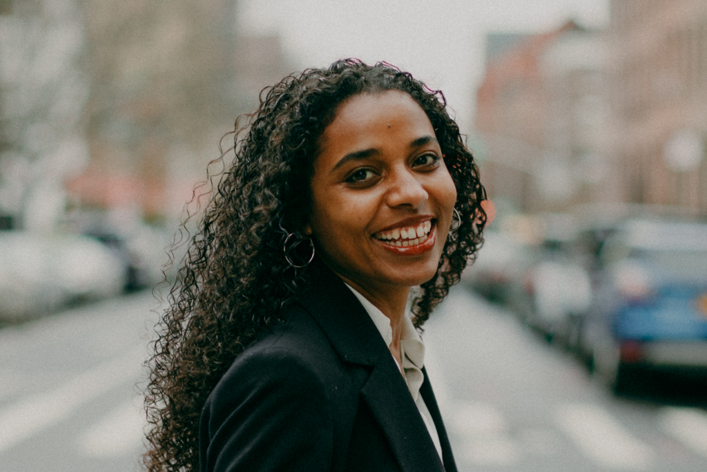 Sofie Fashana – Next100